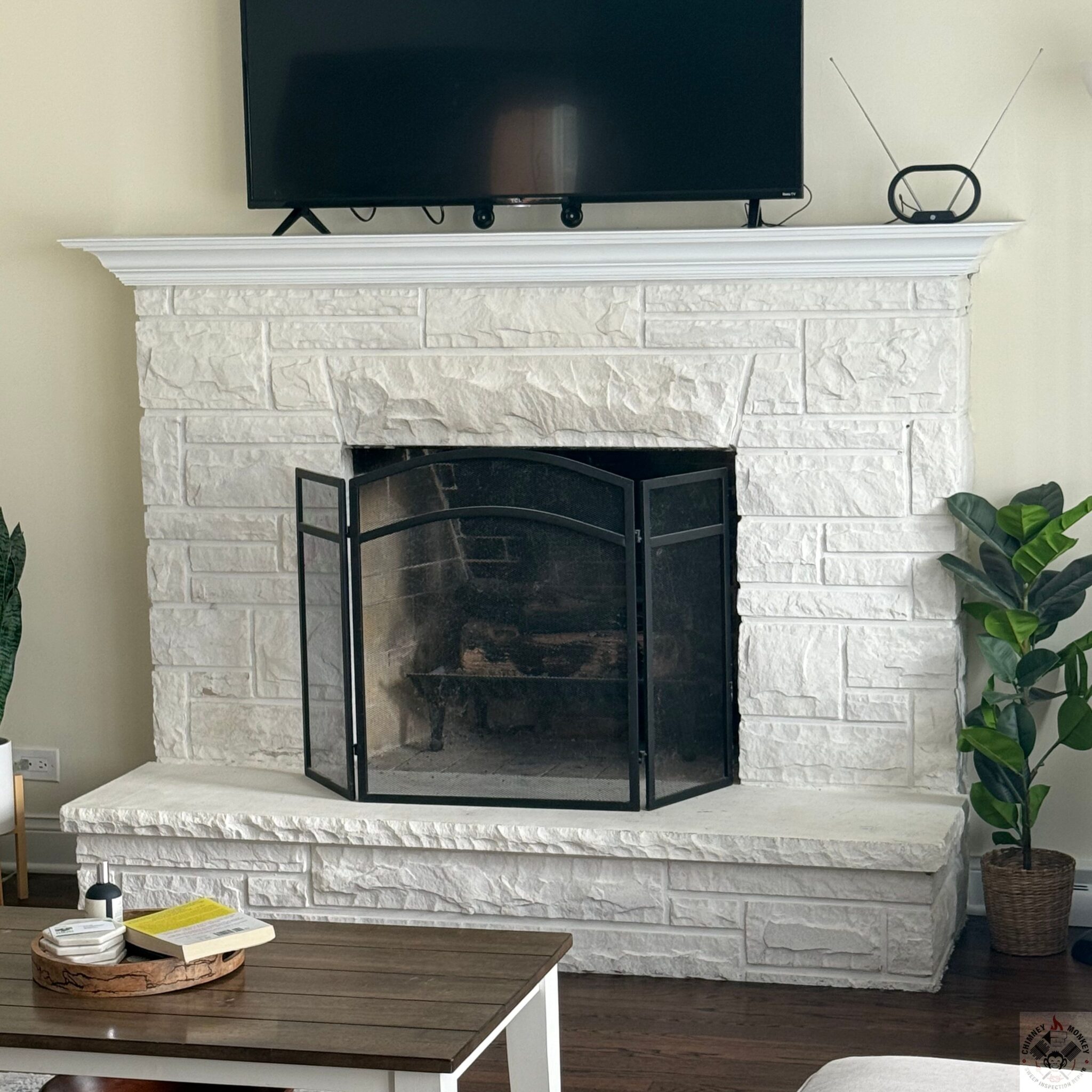 Why Does My Fireplace Smell When It’s Cold Outside? | Chimney Monkey